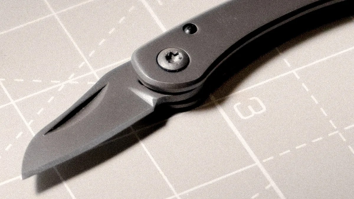 The World's Fastest Folding Knife Deployment Is Shockingly Simple