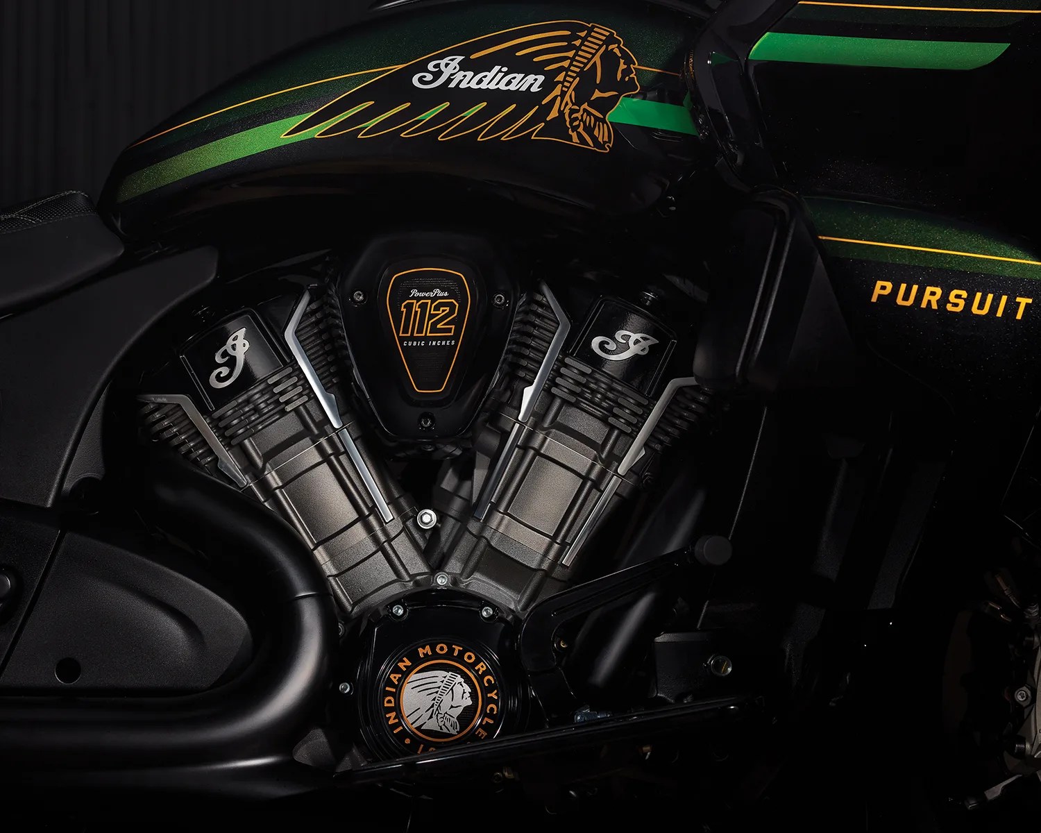 Indian’s Darkly Dazzling New Touring Motorcycle Draws on Century-Old ...