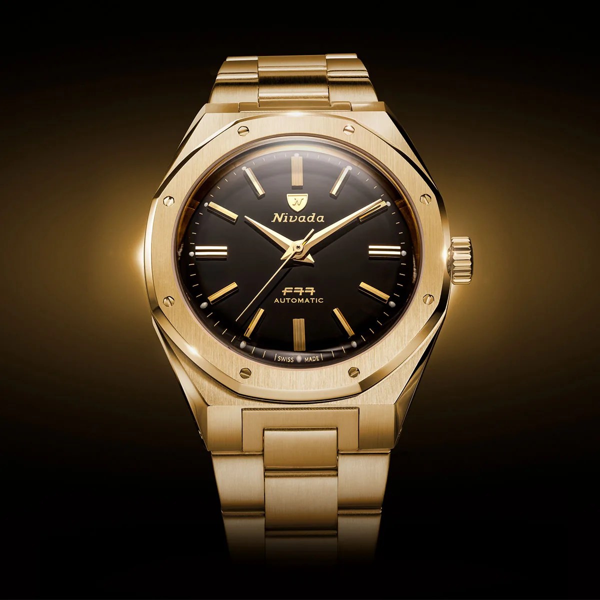 A Classic Budget Alternative to the Royal Oak Is Now Even More Versatile