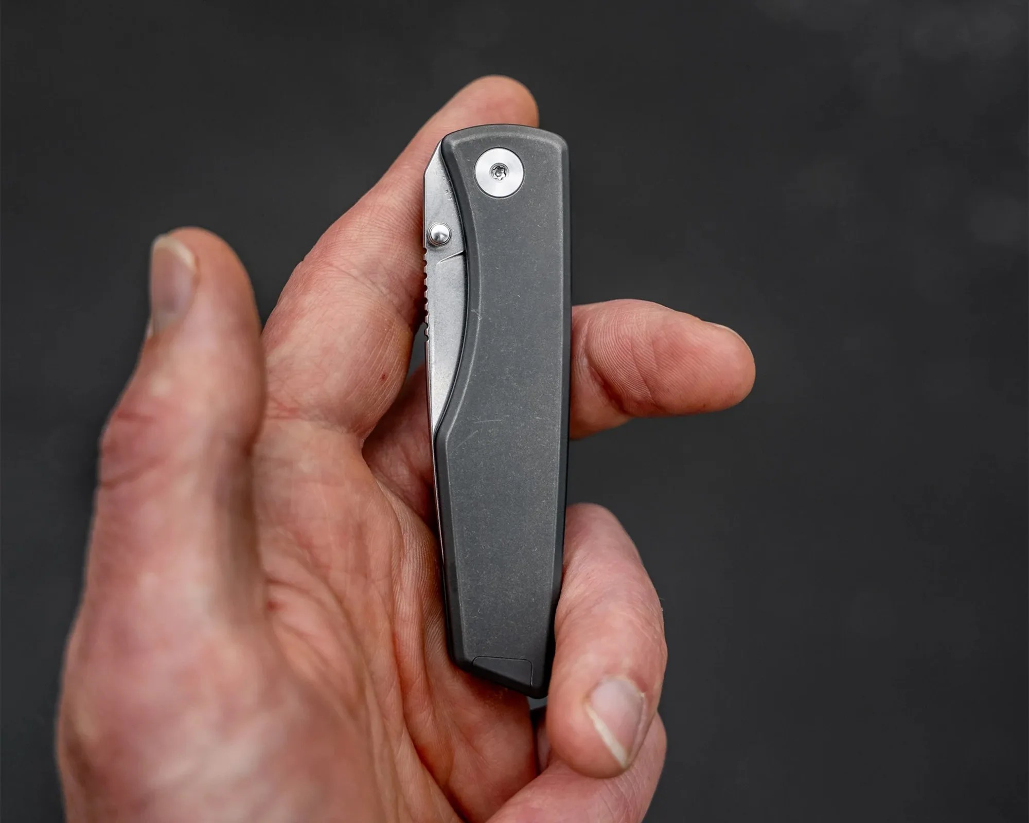 This Stunning, Small, Minimalist EDC Knife Is Not One to Overlook