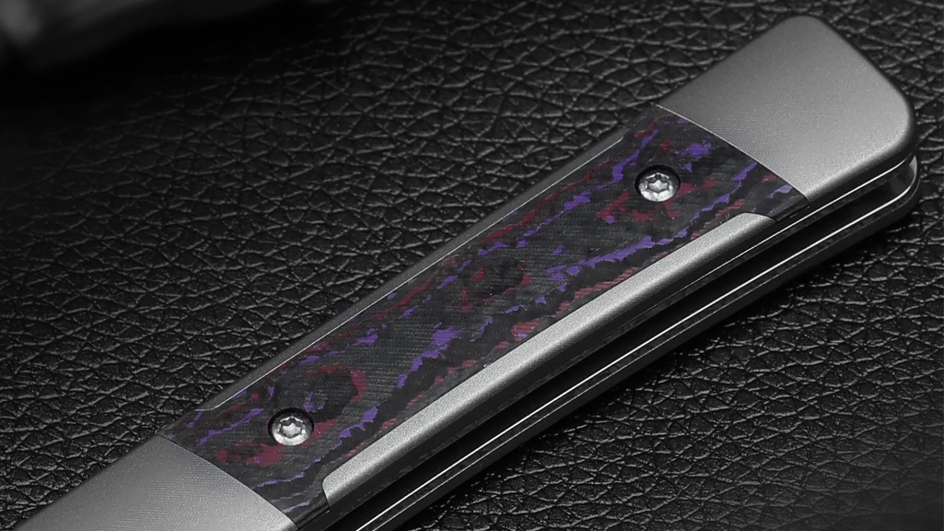 We Knife Resurrects One of Its Most Refined EDC Flipper Designs