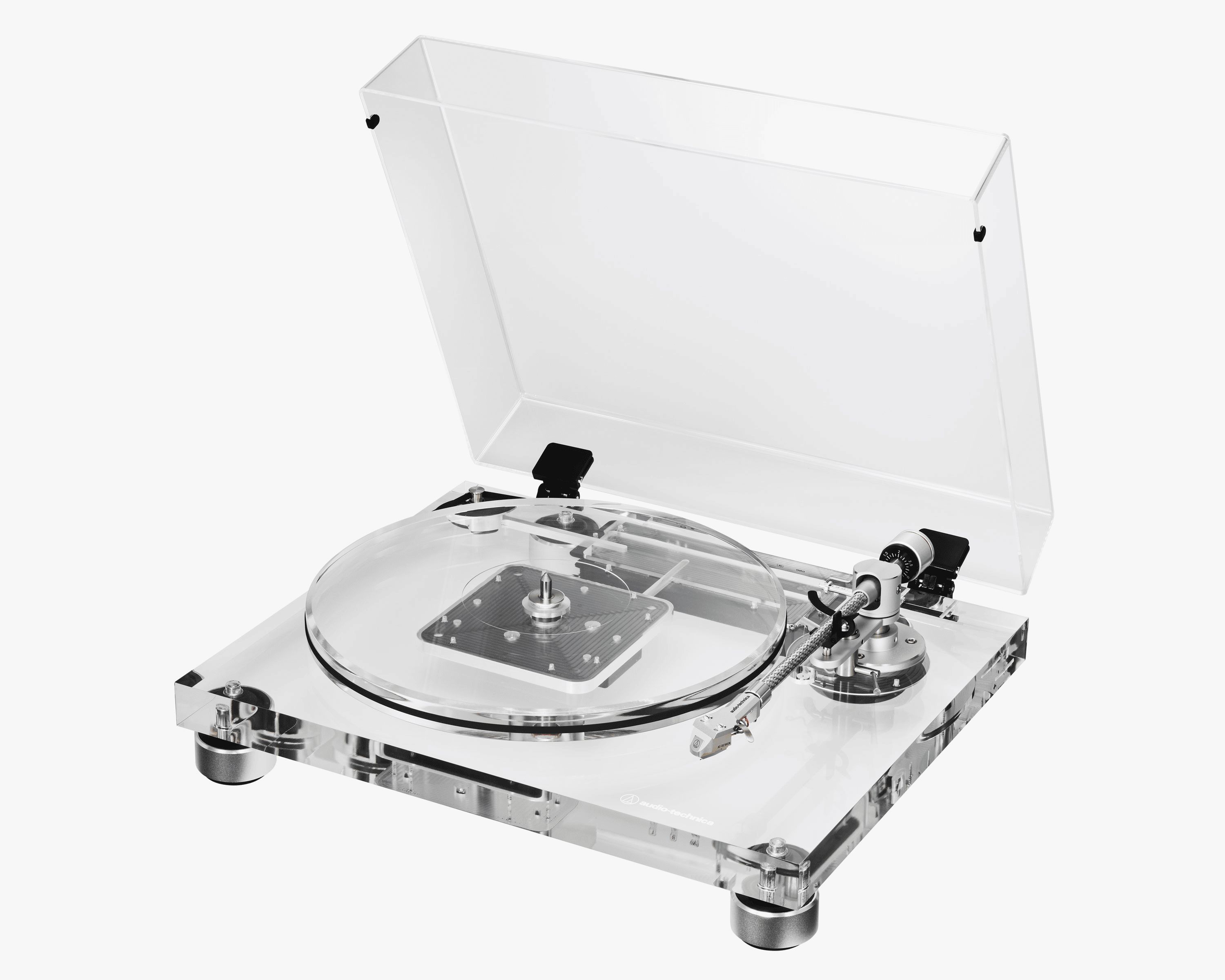 An Iconic Japanese Hi-Fi Brand Just Revealed a Stunning Turntable for ...