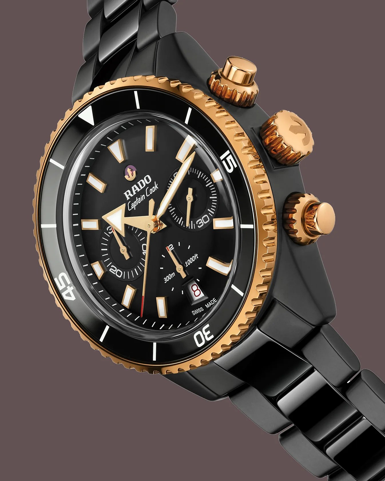 This Legendary Dive Watch Isn't Letting a Modern Build Disrupt Its Classic Look