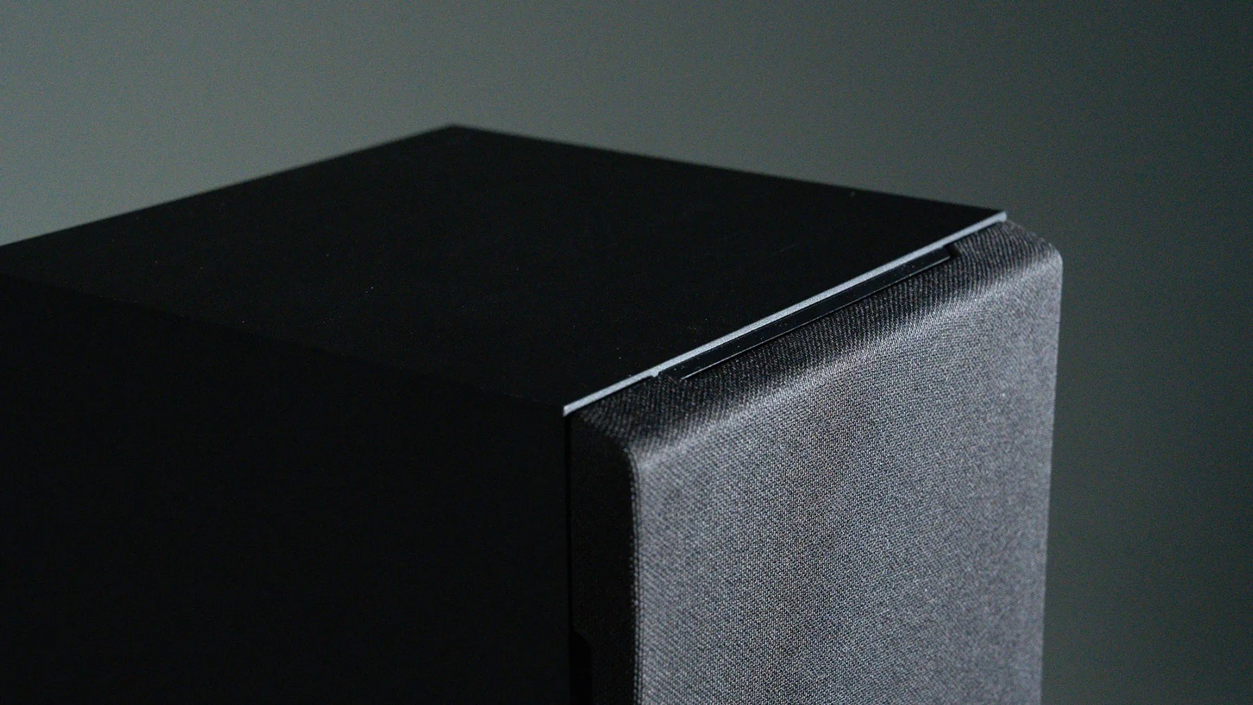Sony's New Bookshelf Speakers Are Refreshingly Affordable