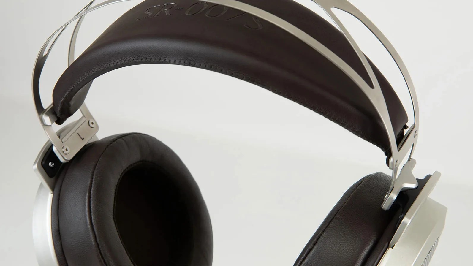 A Revered Japanese Hi-Fi Company Just Unveiled a Stunning Pair of ...