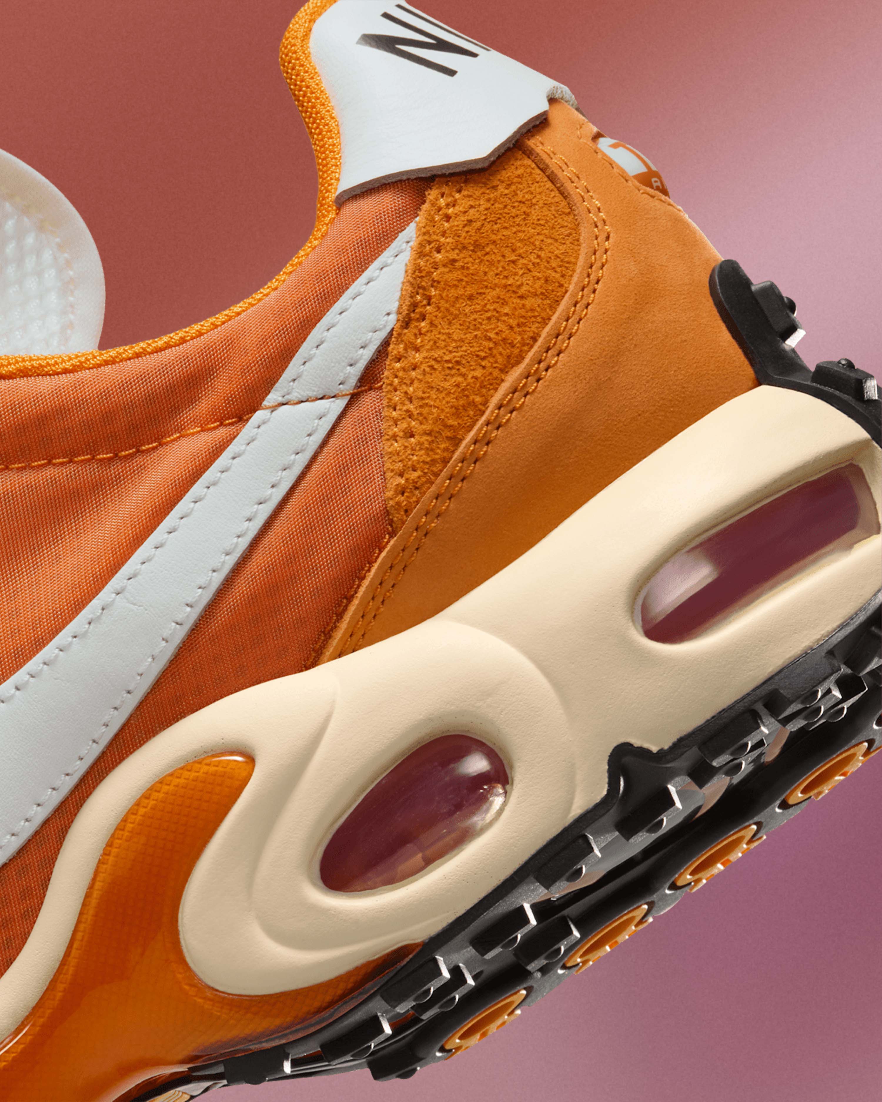 The Grandfather of Nike Super Shoes Returns as a Sleek Everyday Sneaker