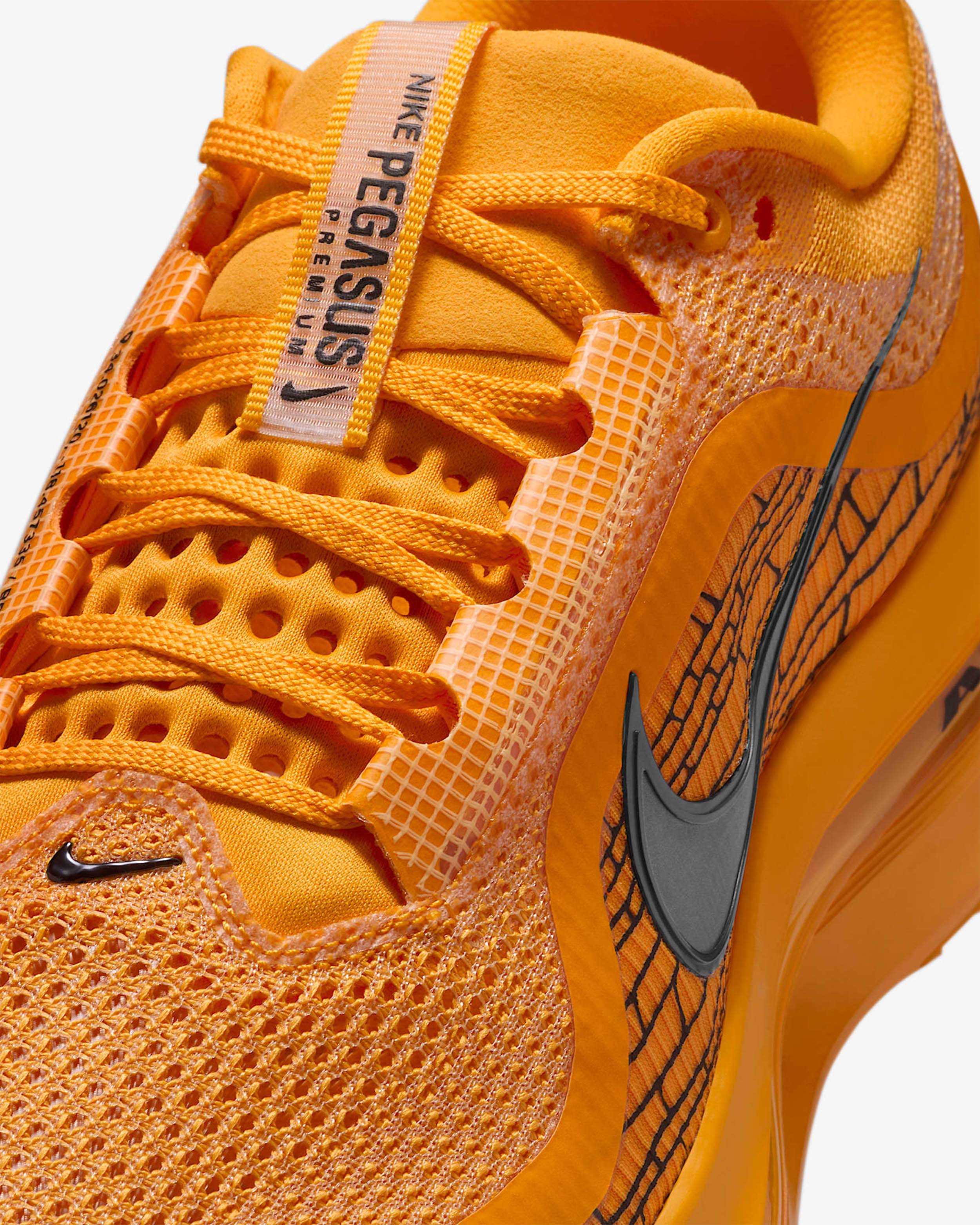 A Legendary Nike Shoe Returns Decades Later as a High-Performance Daily ...