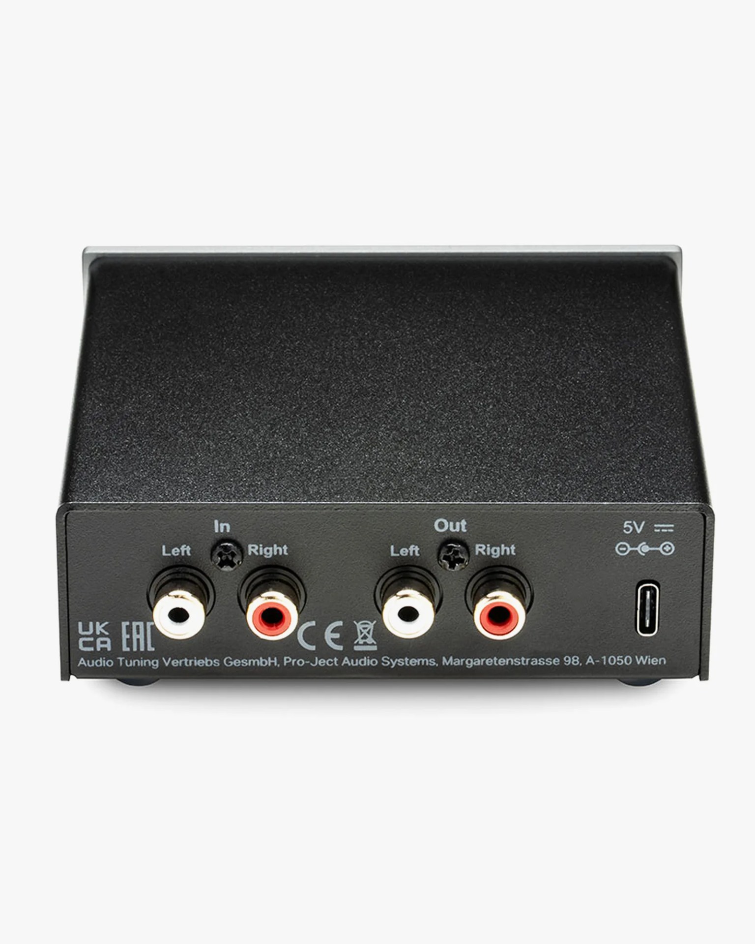 This Tiny Amp Is an Affordable Upgrade for Traditional Hi-Fi Systems