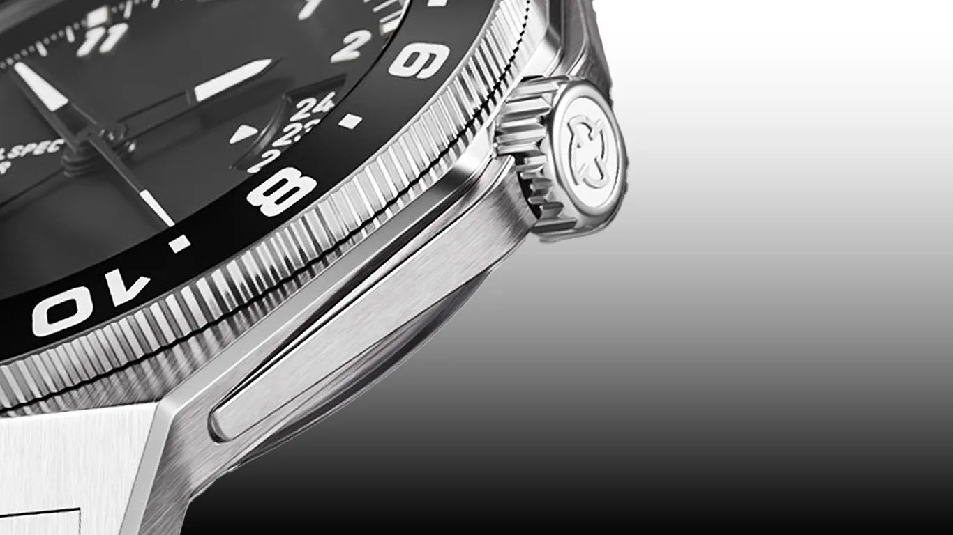 This Hardcore Military Tool Watch Brand Finally Made a Pilot's Watch ...