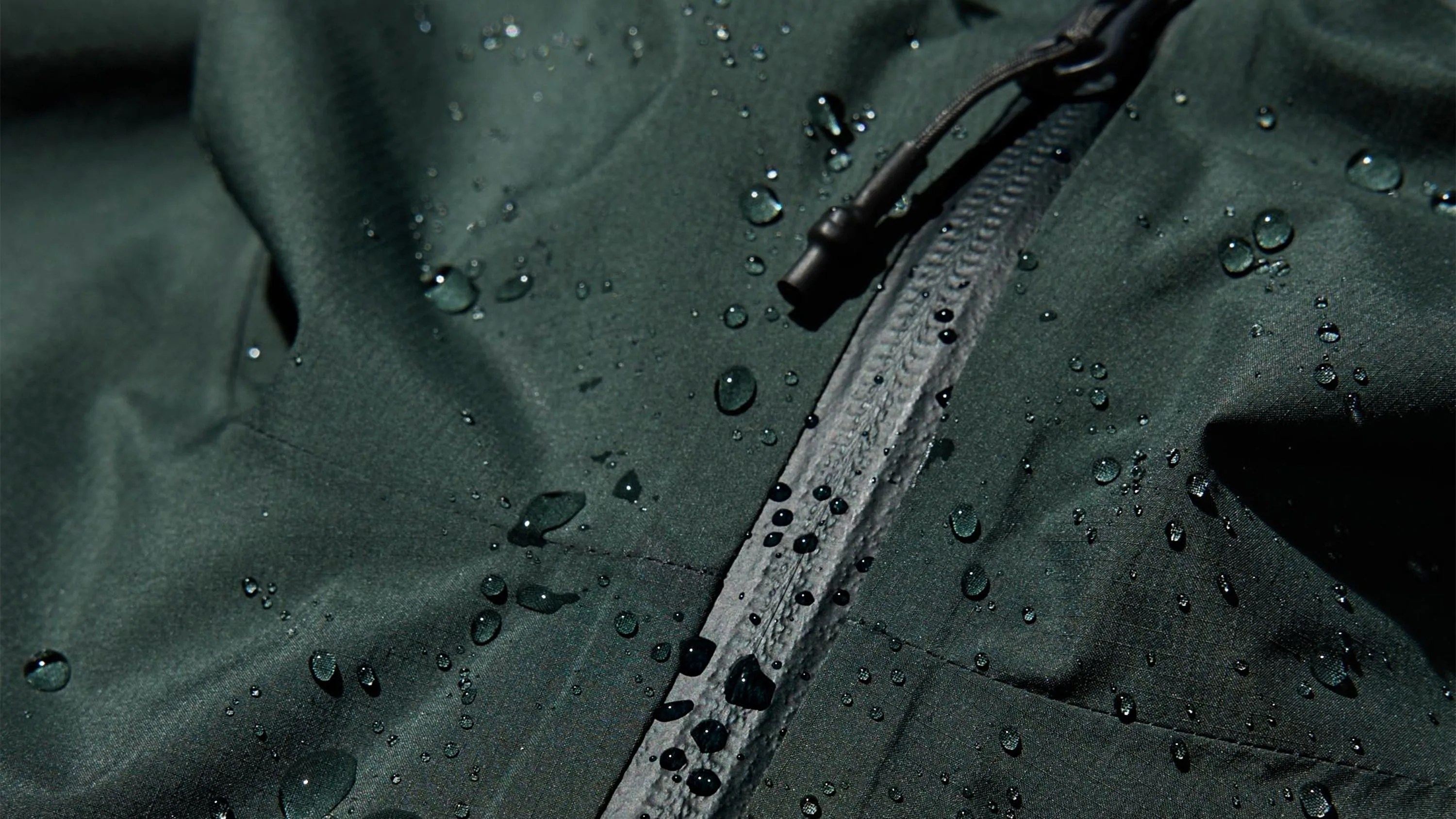 Uniqlo's Soon-to-Be Viral Jacket Delivers Arc'teryx Vibes at Costco Prices