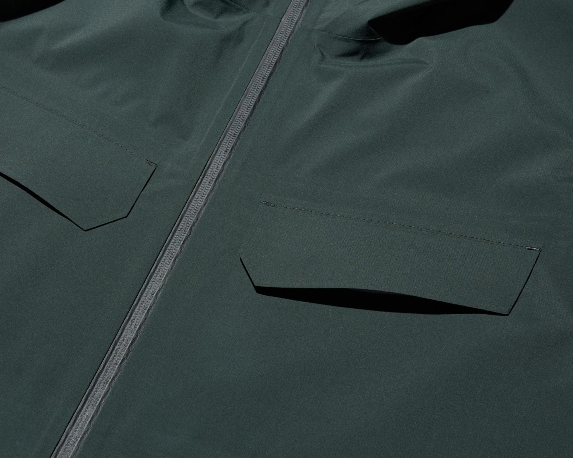 Uniqlo's Soon-to-Be Viral Jacket Delivers Arc'teryx Vibes at Costco Prices