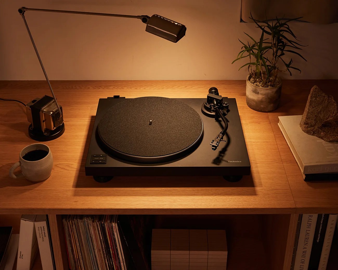 A Beloved Japanese Hi-Fi Maker's New Audiophile Turntables Are ...