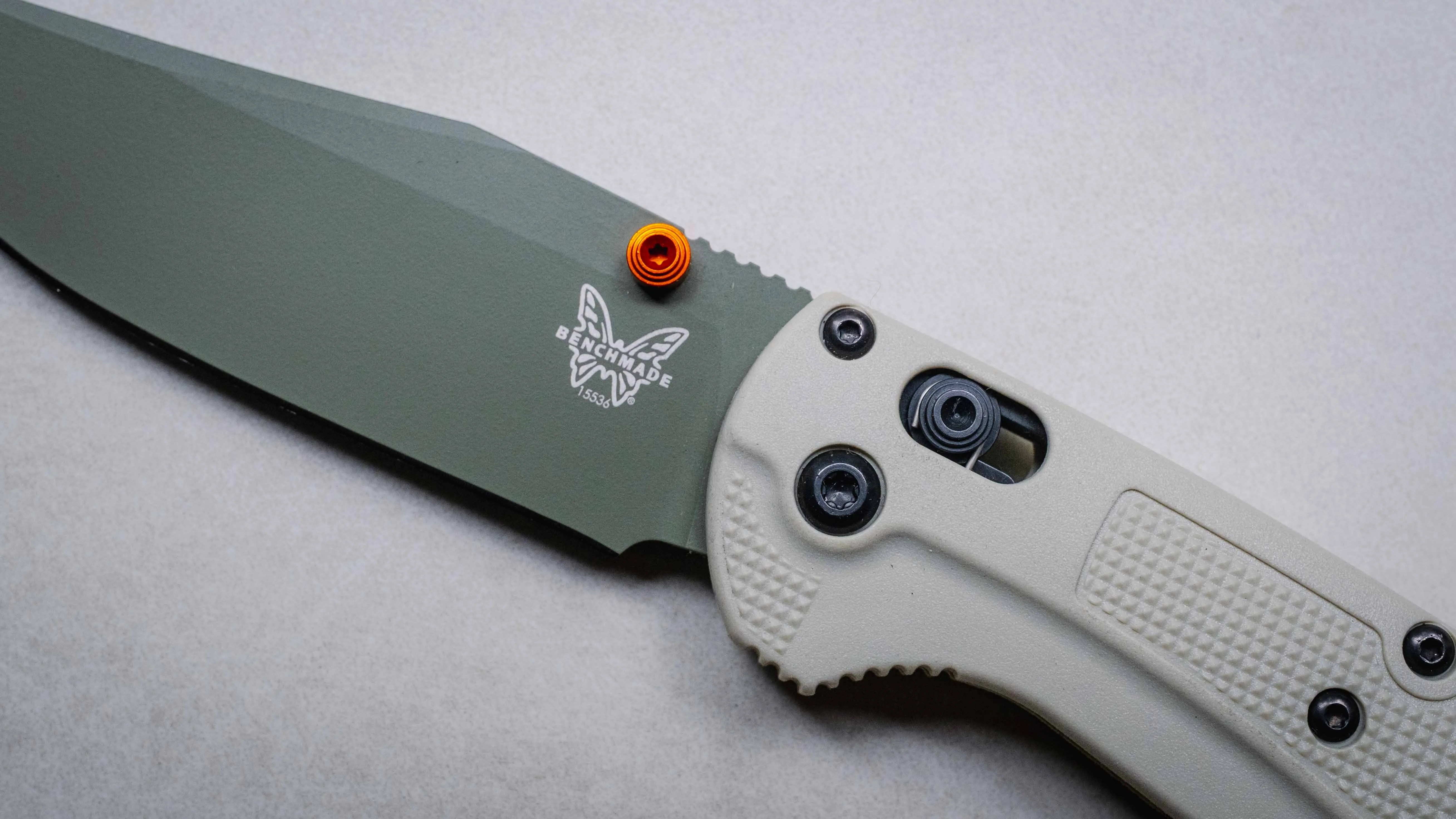 Benchmade’s Stunning New Knives Are Ultralight EDC Champs in Hunter’s ...