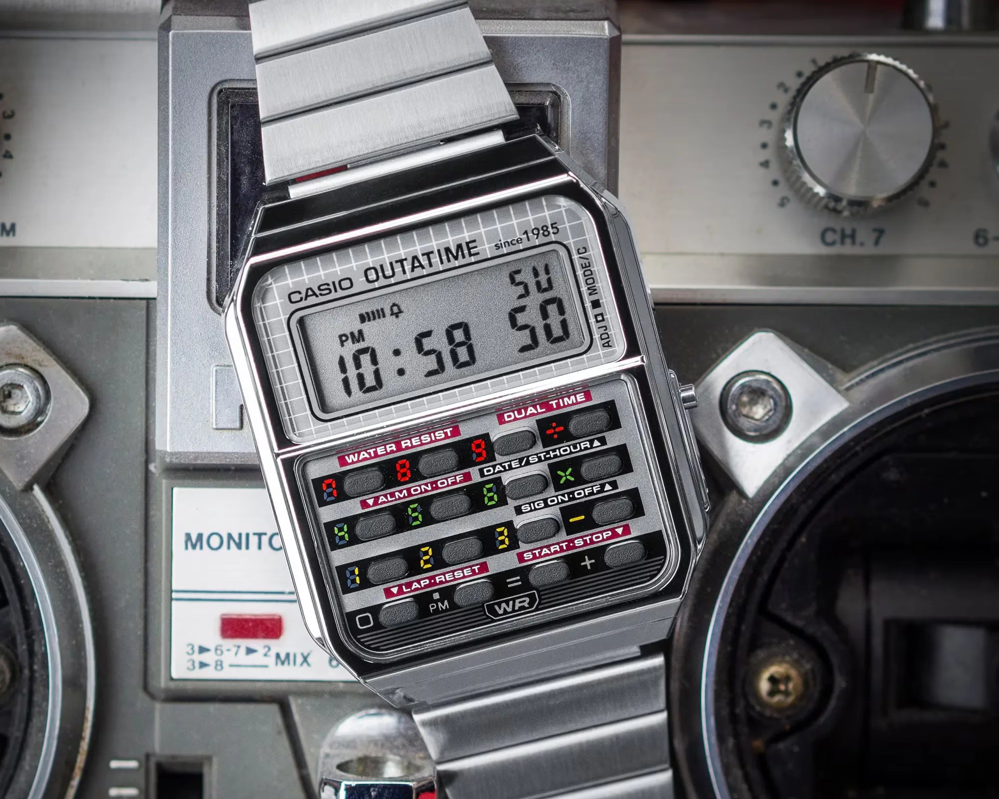 Casio Time Travels Back to the '80s for One of Its Best Retro Watches ...