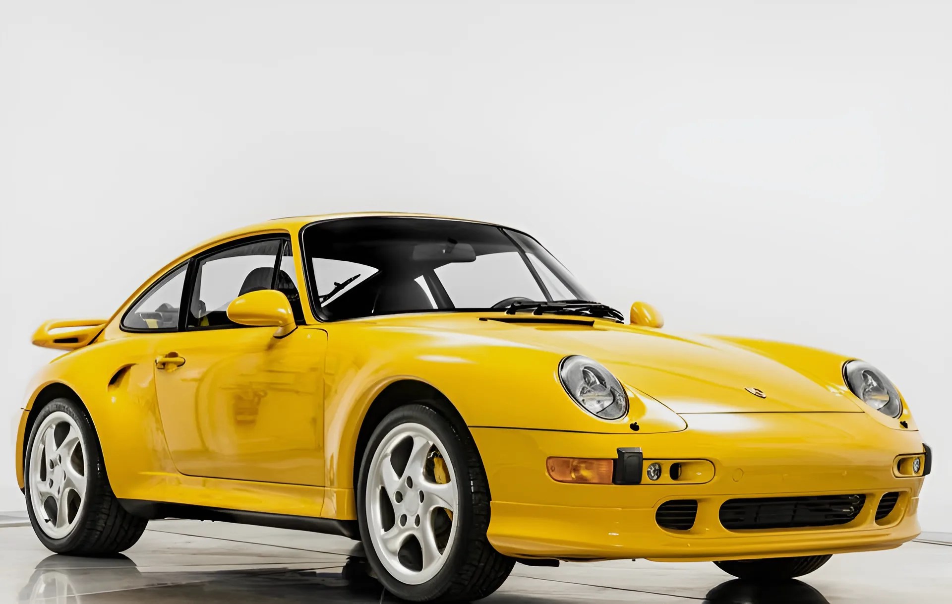 This Unicorn of a Porsche 911 Is as True a Time Capsule as Any | Gear ...