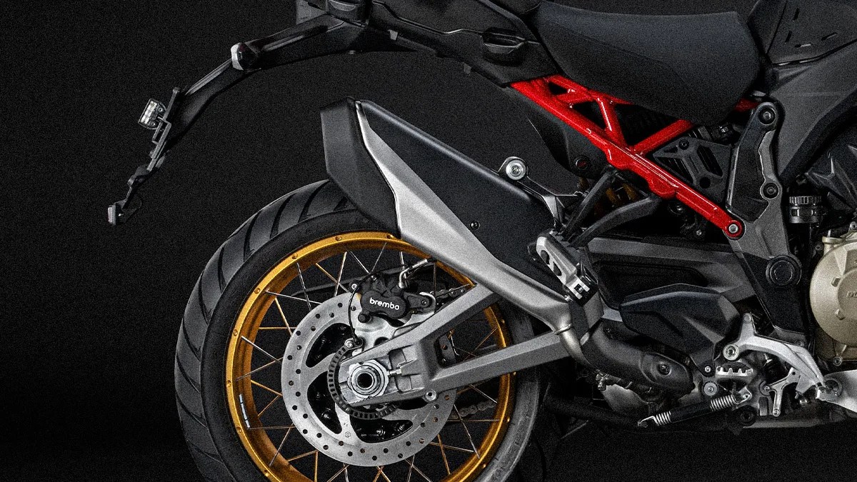Ducati’s Dazzling New Adventure Motorcycle Is Smarter Than Your Average ...