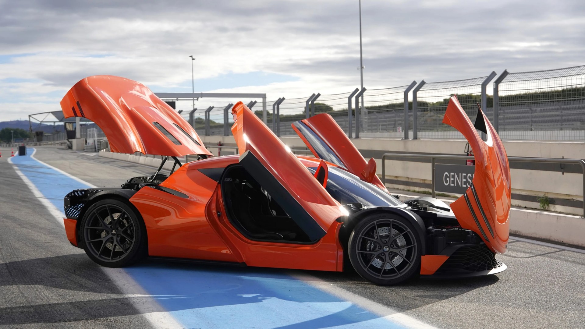 Genesis Just Put Porsche and Ferrari on Notice with a New Mid-Engine ...