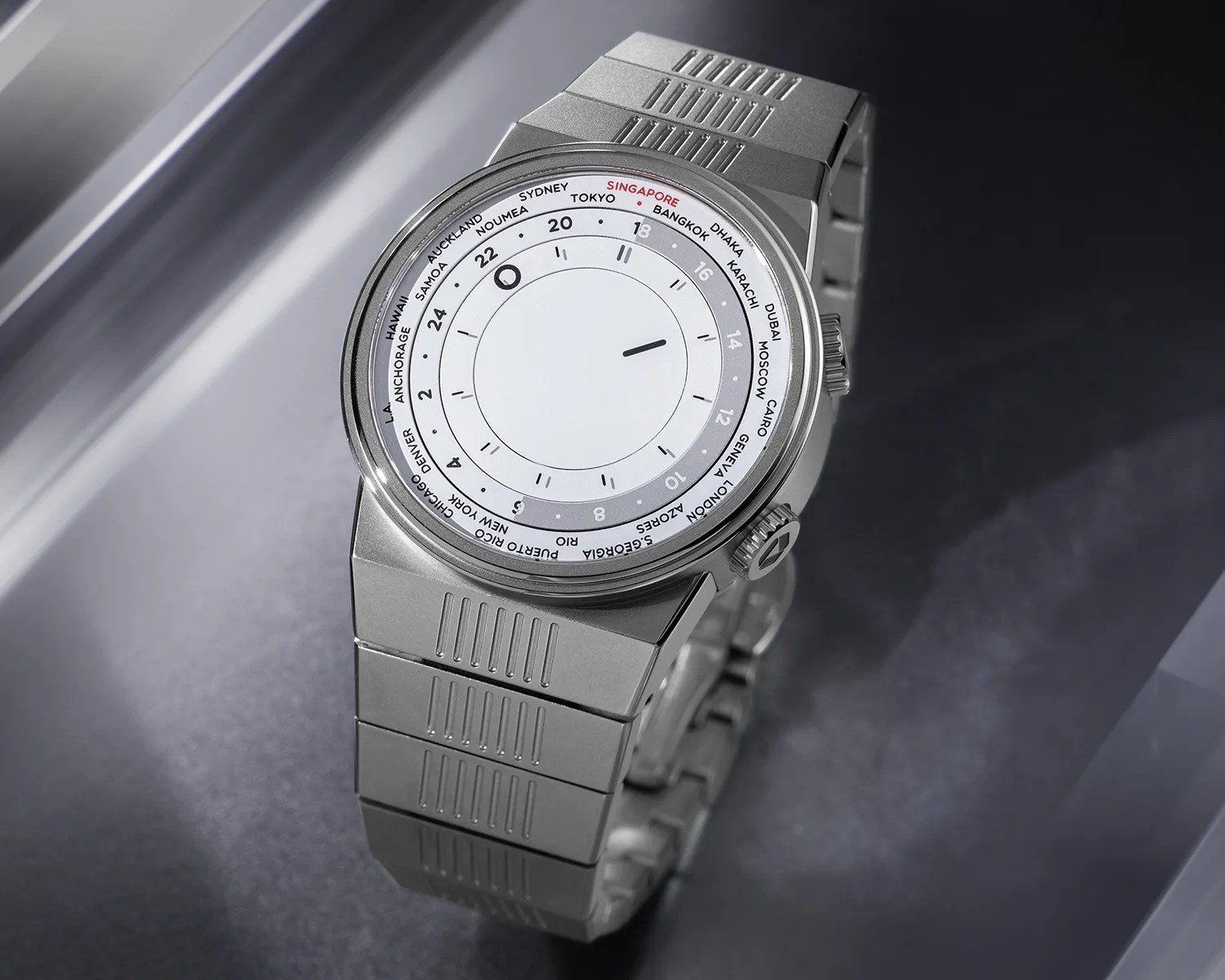 How an American Watch Designer Made a World-Beating World Timer Without ...