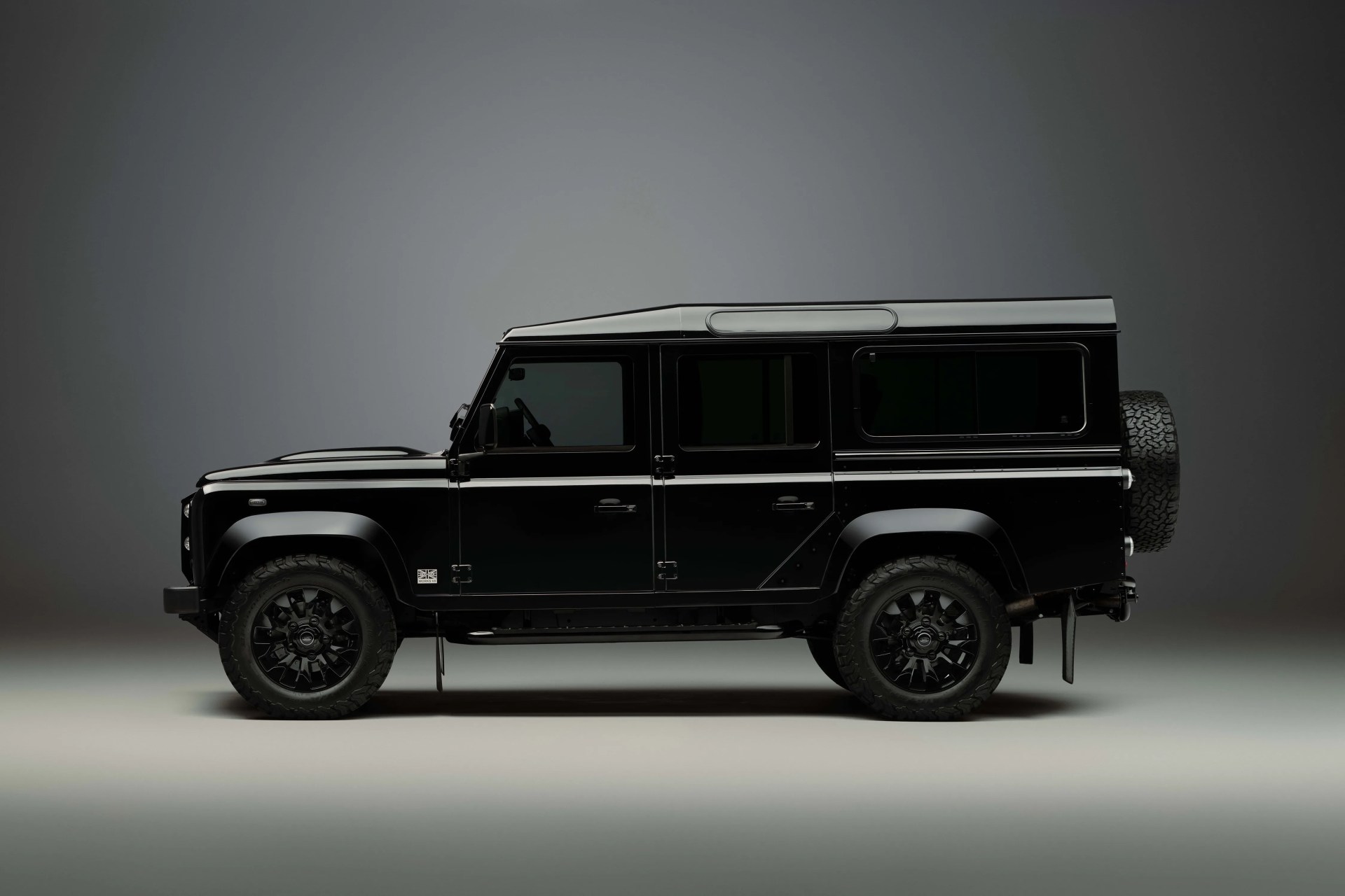 Land Rover's New Classic Defender Options Borrow from Its Most Hardcore ...
