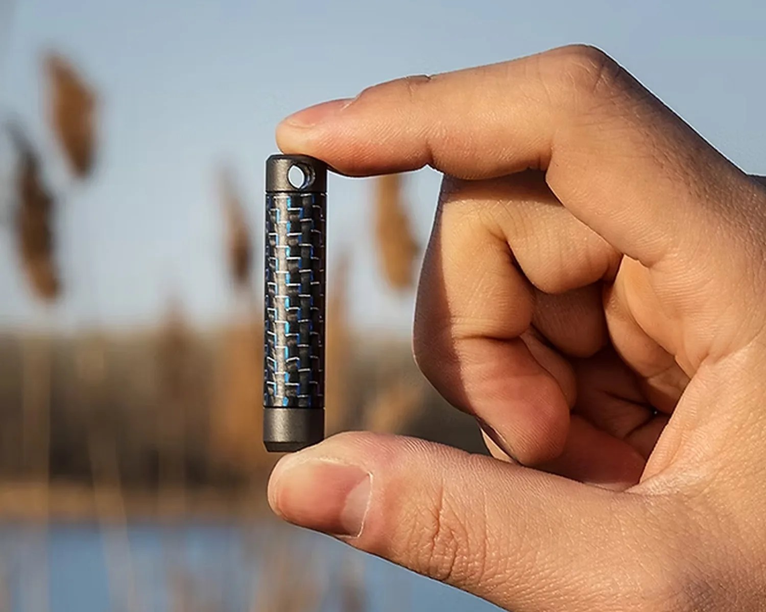 This Ultralight Micro Knife Breathes New Life Into the Keychain ...