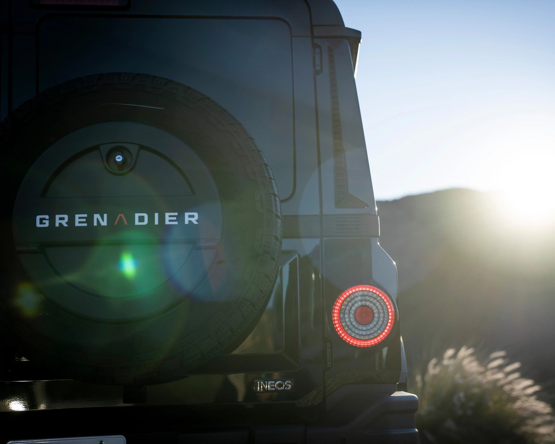 Britain's Modern, Rugged Land Rover Defender Rival Returns Even More ...