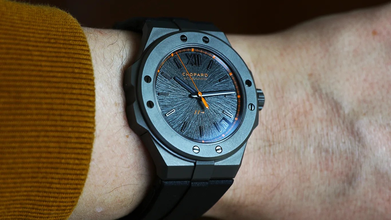 Does Last Year's Award-Winning 'Best Sports Watch' Live Up to the Hype ...