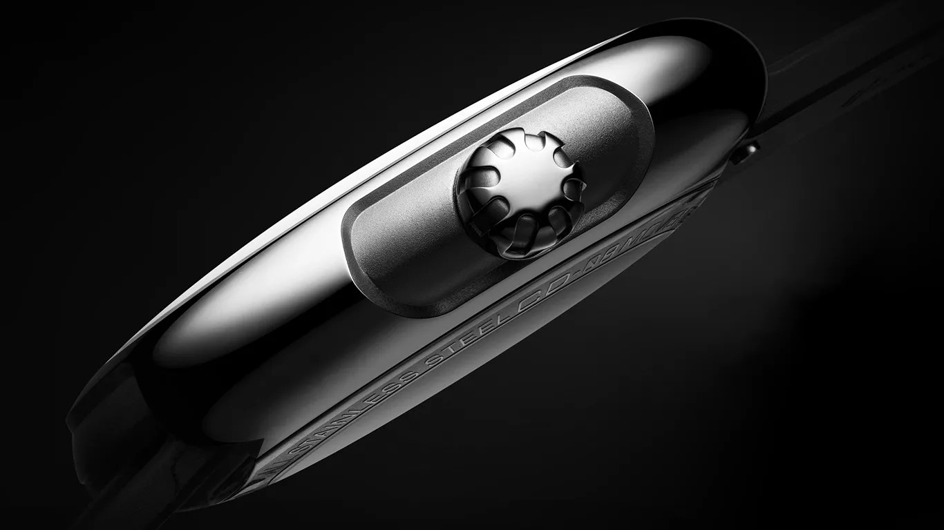 This Sub-$1,000 Watch Has a Feature You Usually Only See on Five-Figure ...