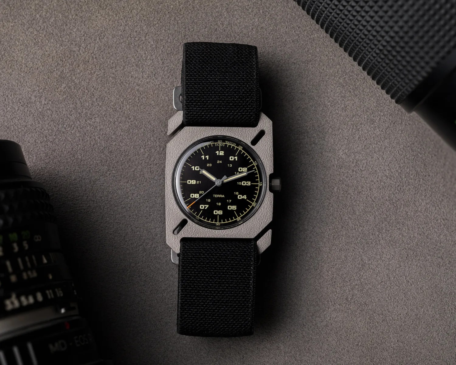 This Innovative and Affordable Titanium Tool Watch Is an EDC Dream for ...