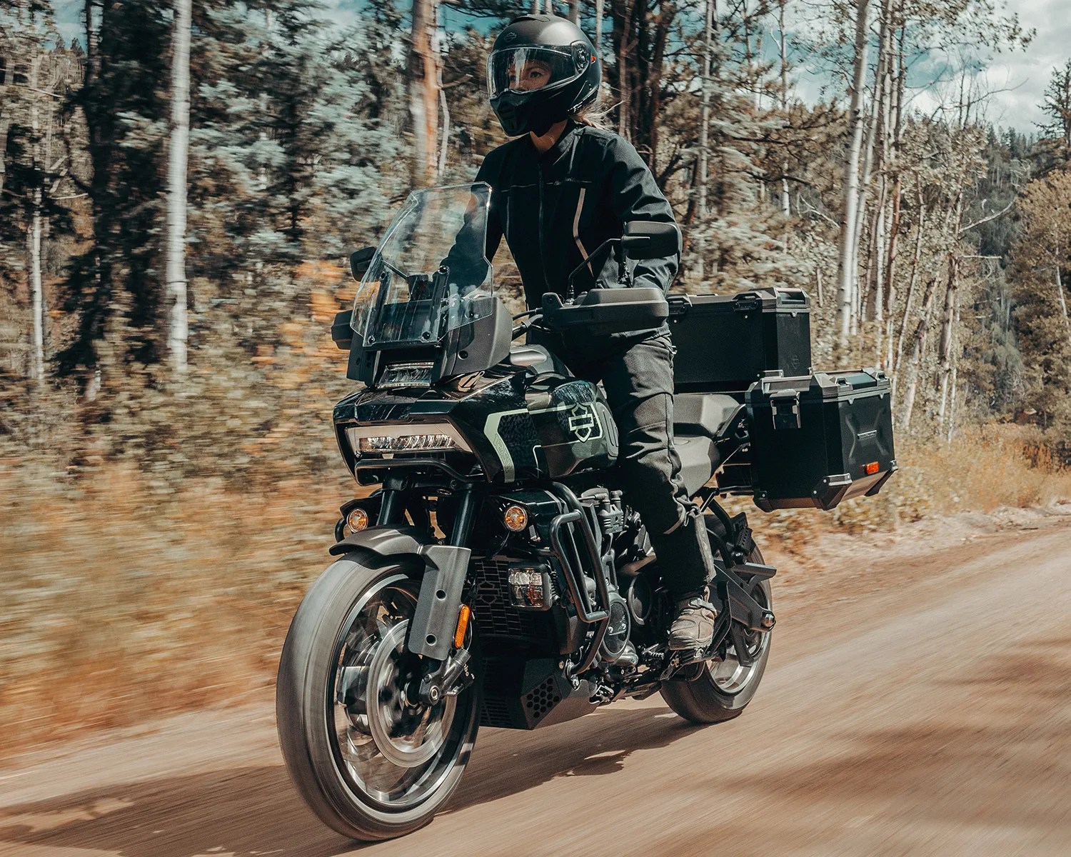 Harley’s Stunning New Adventure Bike Packs a Long-Haul Game Changer ...