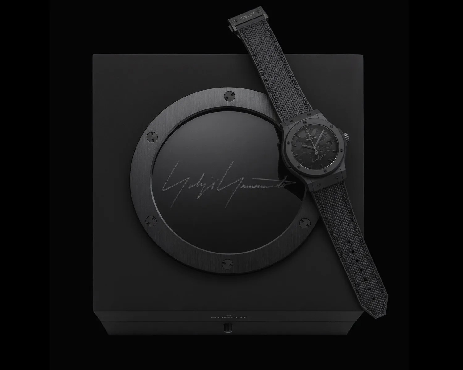 Watches Don’t Get Any Stealthier Than This Blacked-Out Camo Sports ...