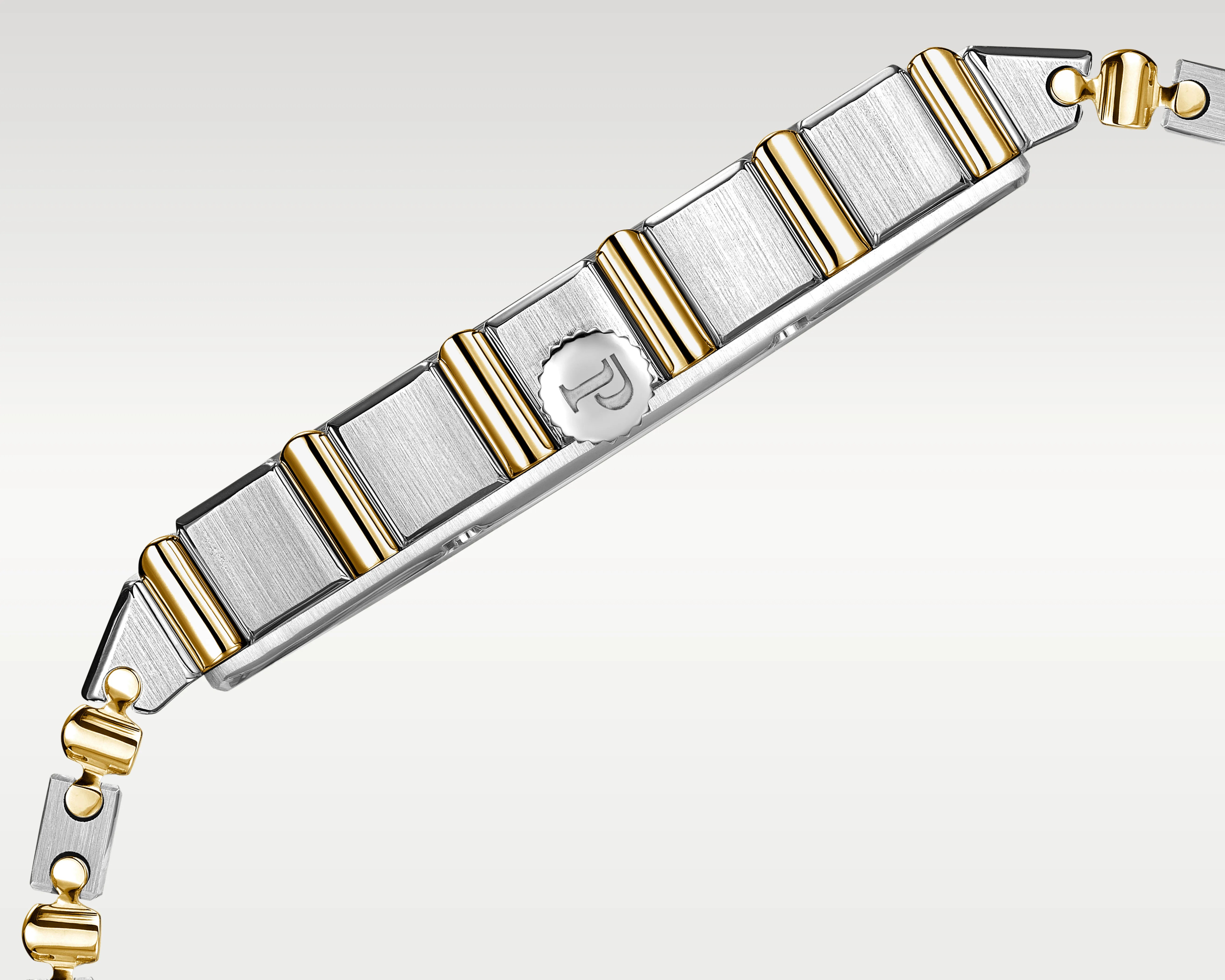 Pack It Up, This Is the Ultimate 1980s Watch, in the Best Possible Way ...