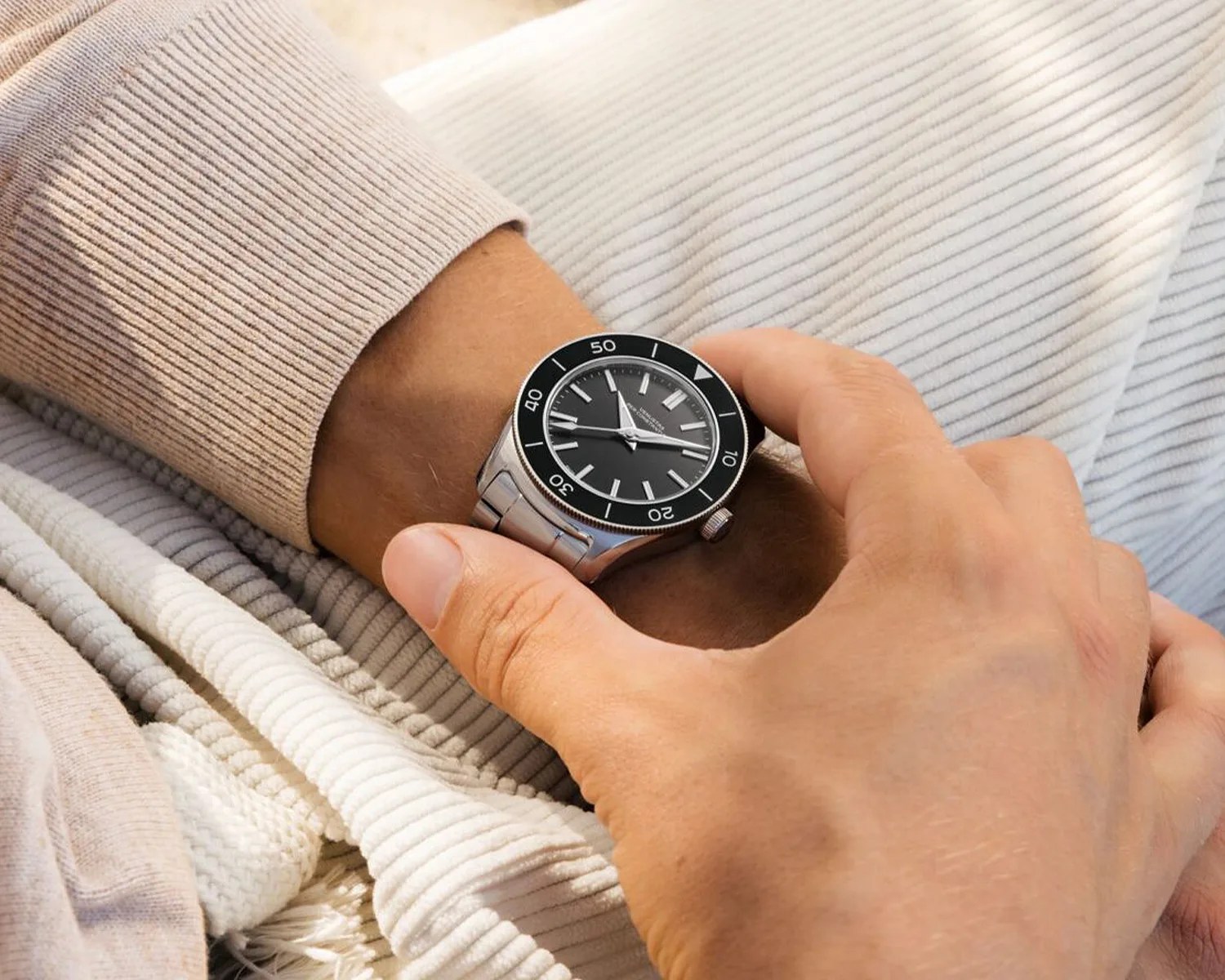 This Ultra-Slim Dive Watch from a Brand You’ve Never Heard of Sets a ...