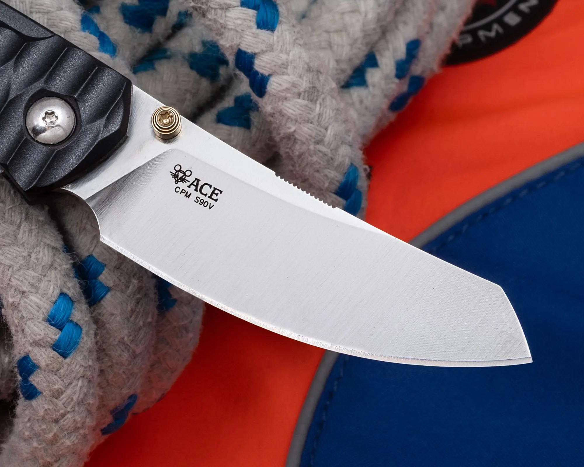 GiantMouse Gives One of Its Most Popular EDC Knives a Swashbuckling ...