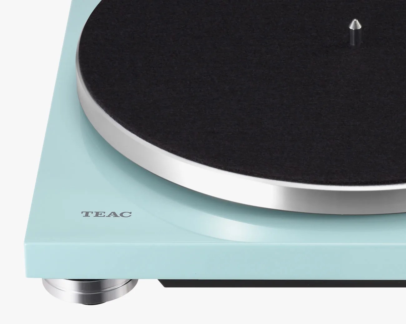 A Japanese Hi-Fi Brand Just Made Its Popular Audiophile Turntable Even ...