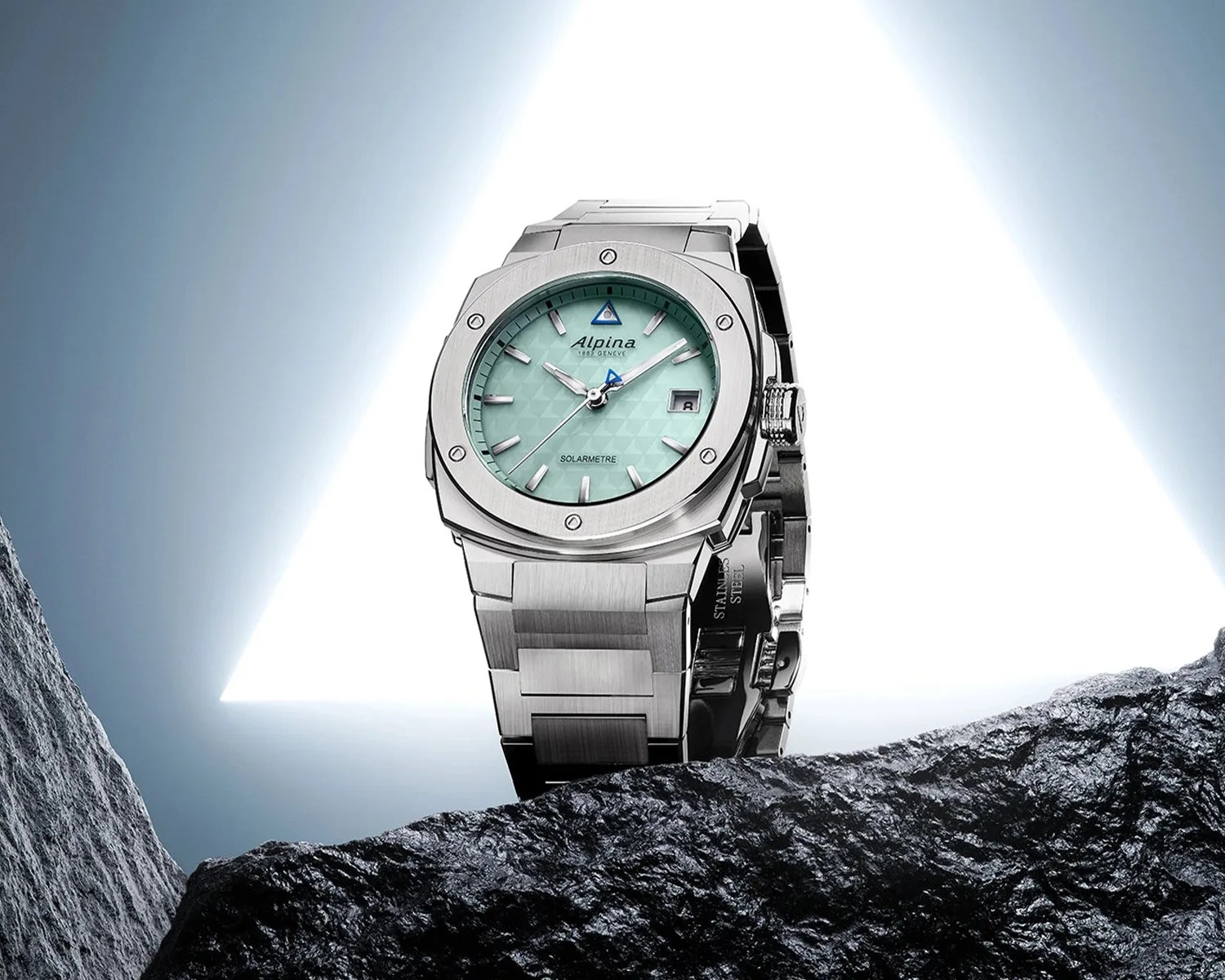 A Top Affordable Royal Oak Alternative Gains a New Party Trick, a ...