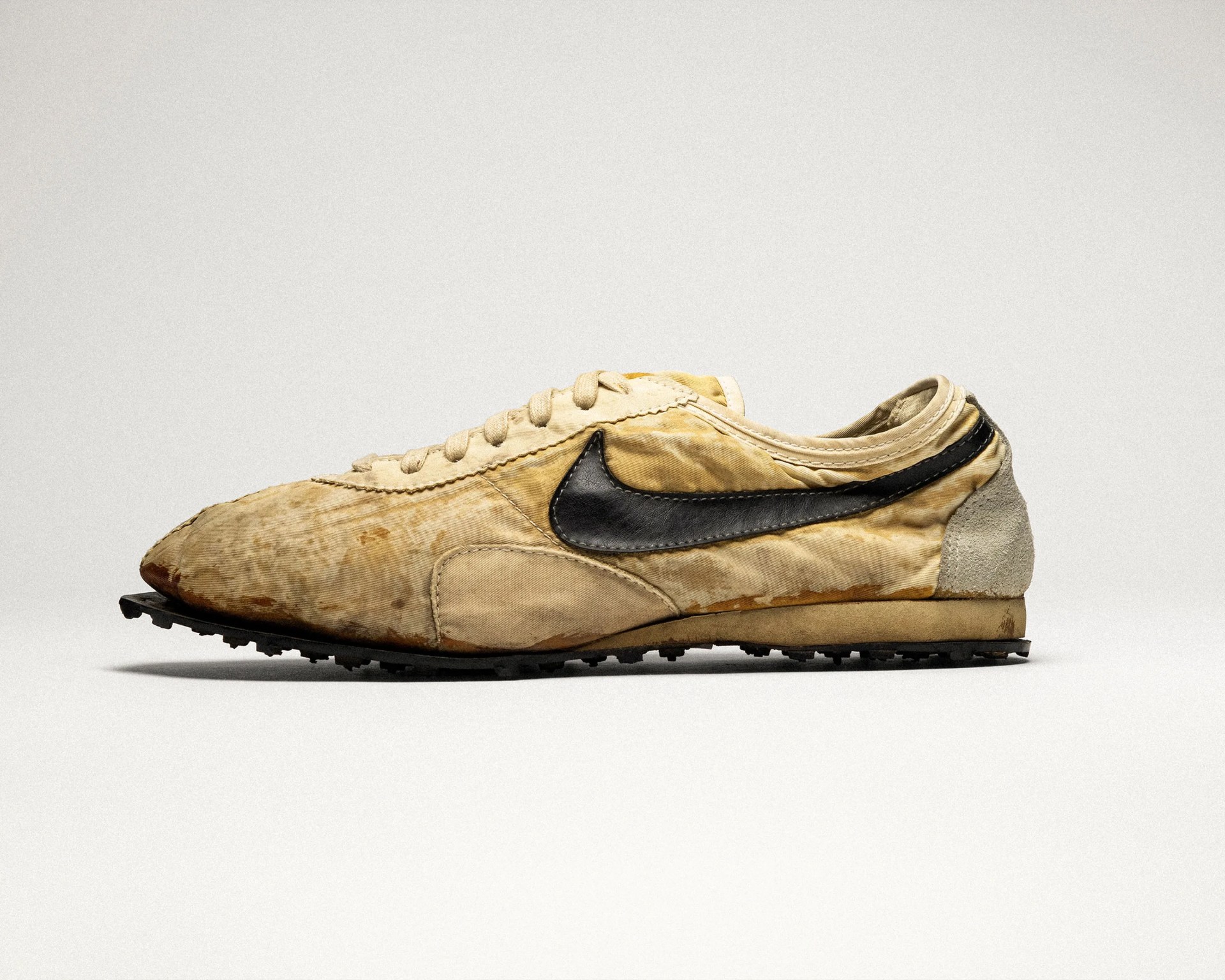 The Godfather of Retro Nike Shoes Returns as a Minimalist Masterpiece