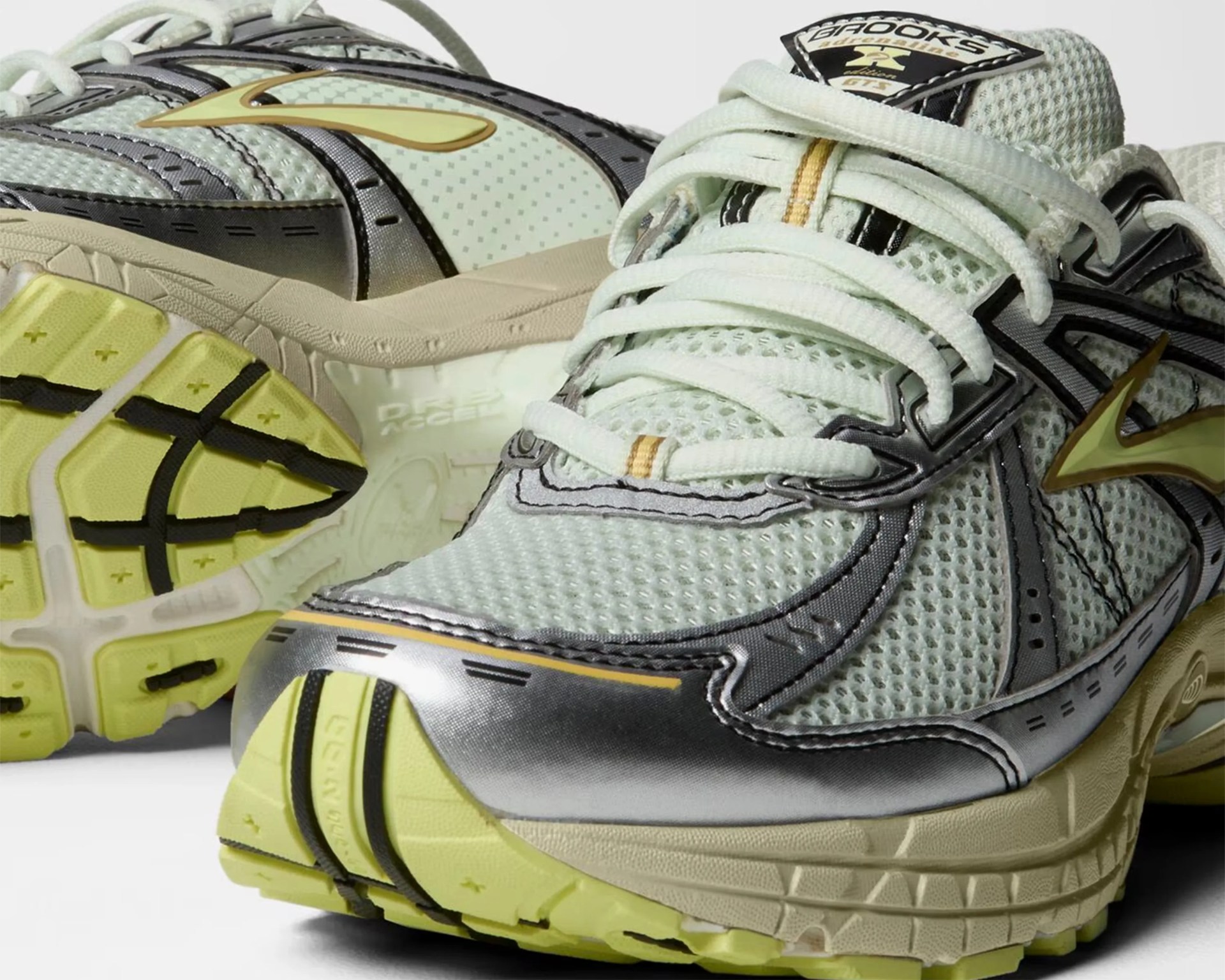 Brooks' New Retro-Styled Sneaker Finally Makes Comfort Look Cool