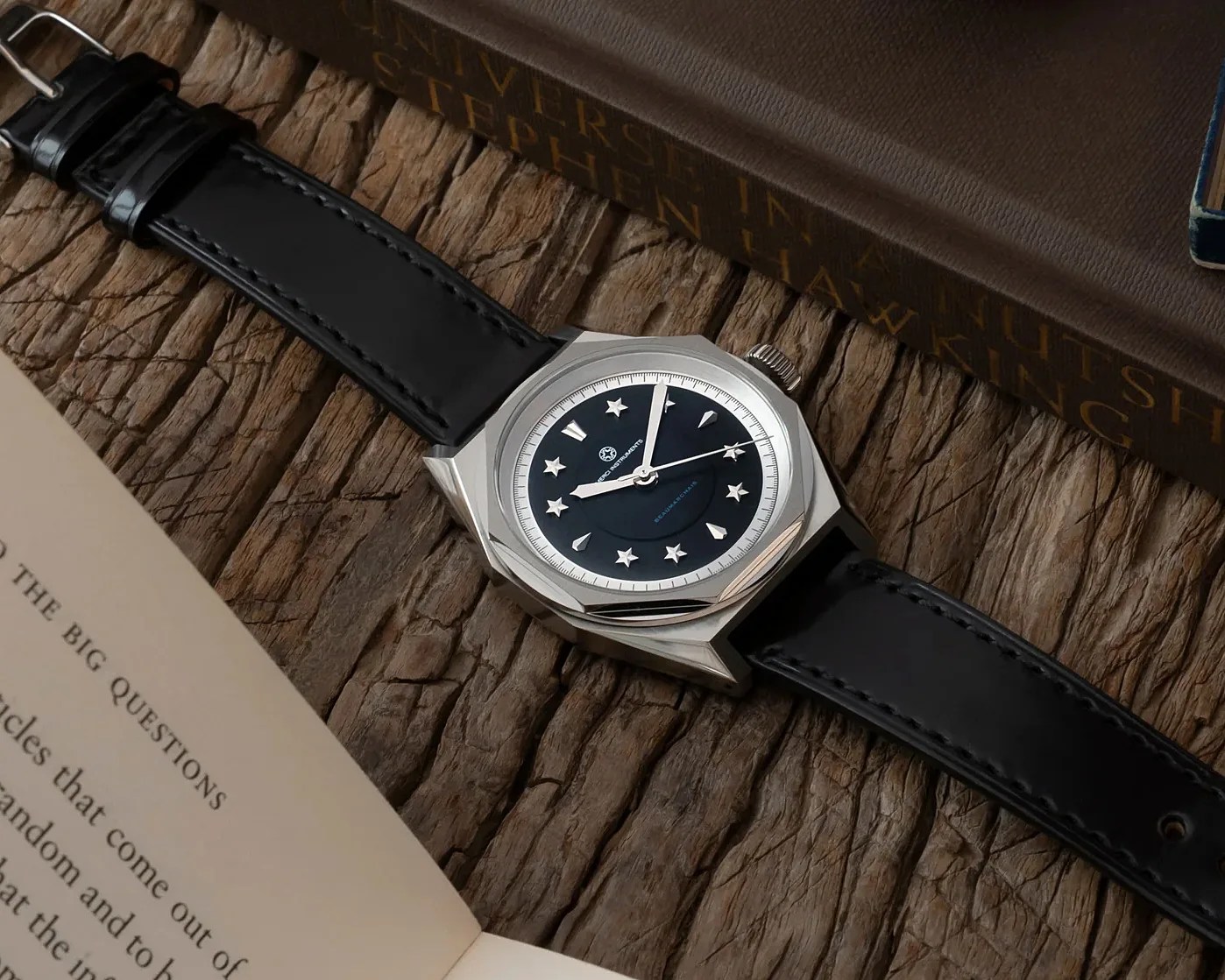 This Deliciously Retro Automatic Sports Watch Is Shockingly Affordable ...