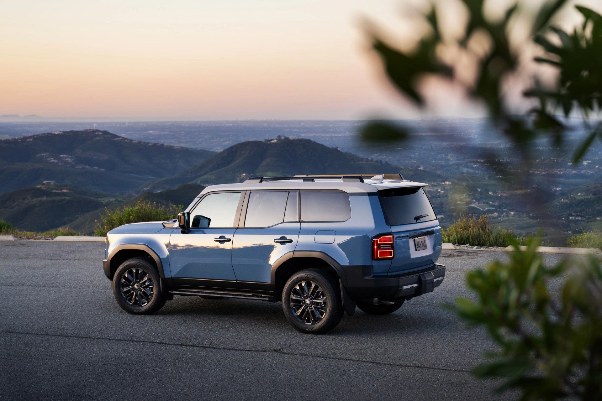 Toyota's Upcoming Land Cruiser Unlocks a Highly Desirable 4Runner ...
