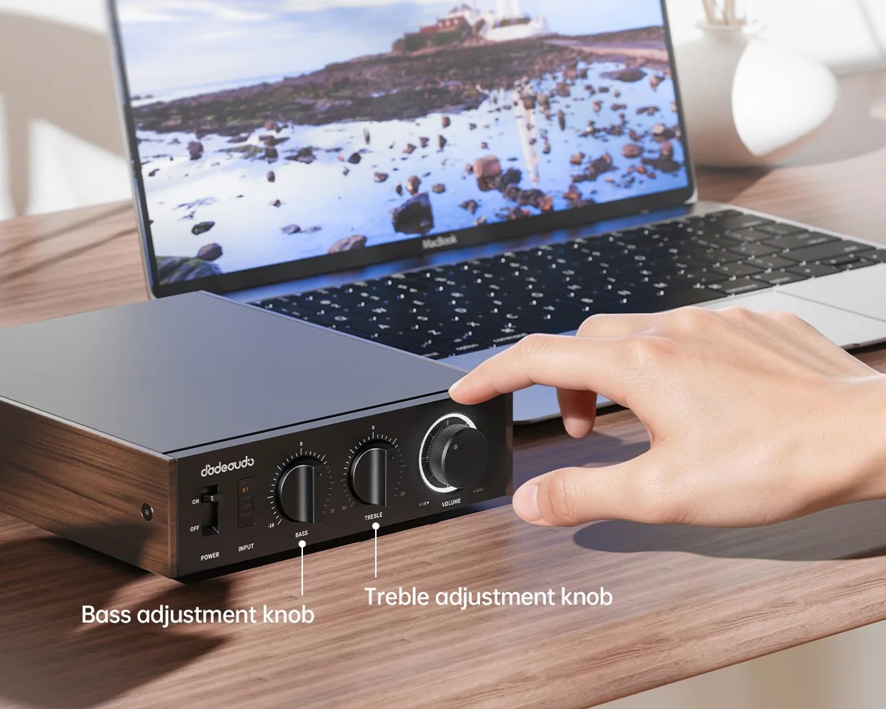 This Affordable Desktop Amp Will Revive Your Old Bookshelf Speakers