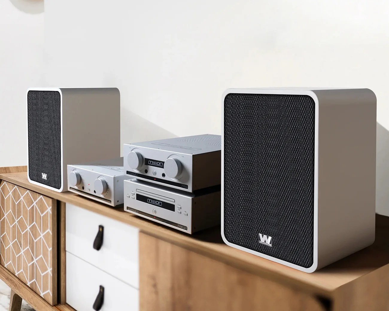A British Hi-Fi Great Just Reimagined Its Classic 1970s Bookshelf Speakers
