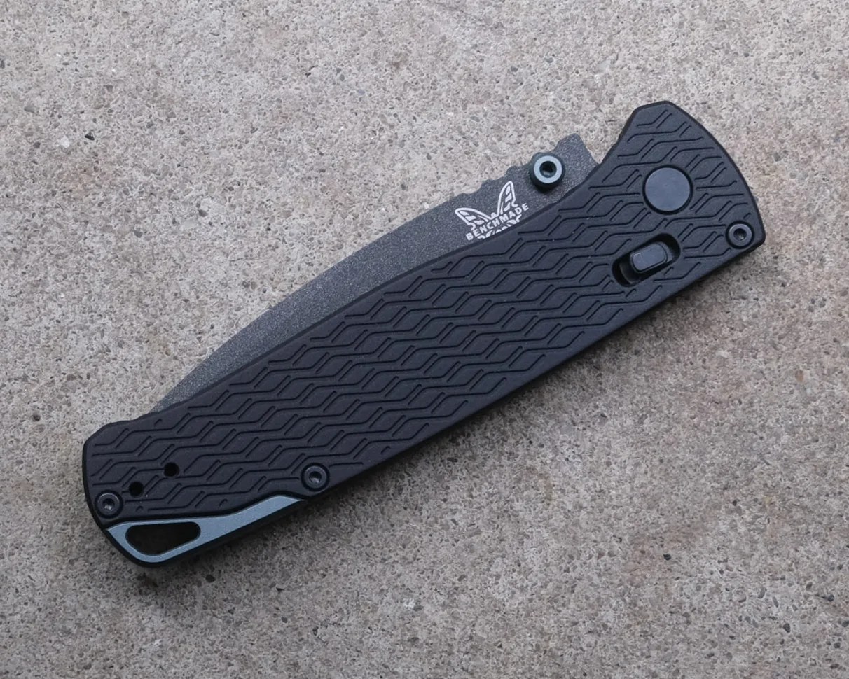 Benchmade’s Best EDC Knife Gets an Unprecedented Ultralight Overhaul ...